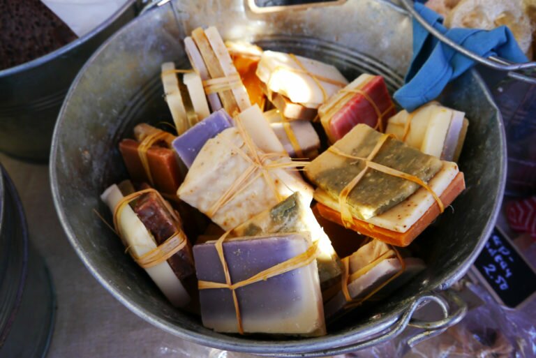 Shopping for Arts and Crafts and Hobby Supplies in Amsterdam ...